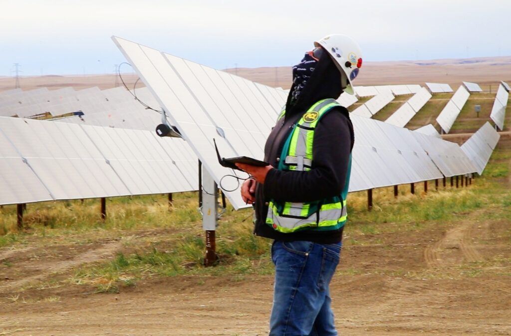 Drone VTOL (ADAV) WingtraRAY pour la topographie et la cartographie ...